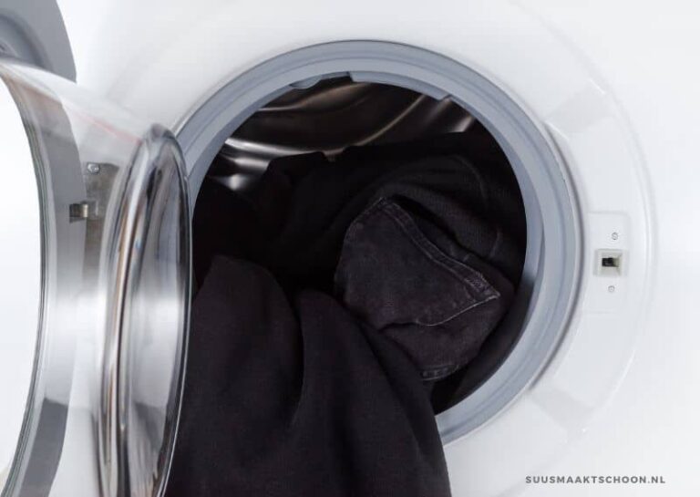 Zwarte kleding wassen en zwart houden: 10 tips